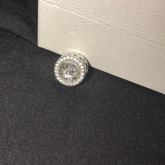 Pandora | Jewelry | Pandora Radiant Hearts Clip | Poshmark